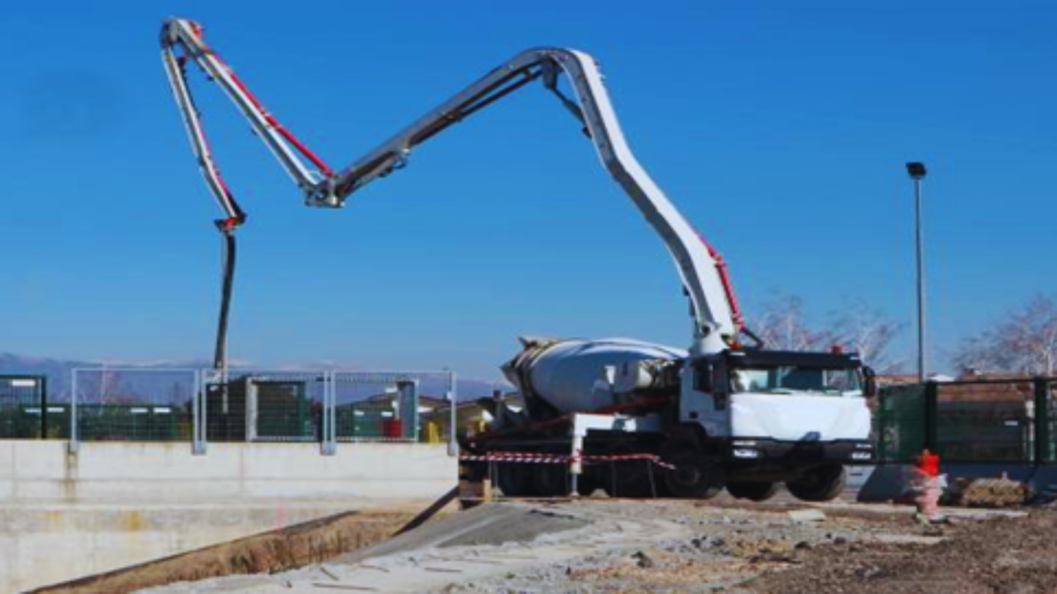Concrete Pumps: Types & Applications - Civil Engineer Mag
